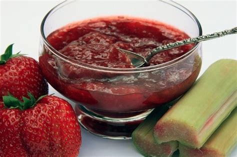Homemade Slow Cooker Strawberry Rhubarb Sauce