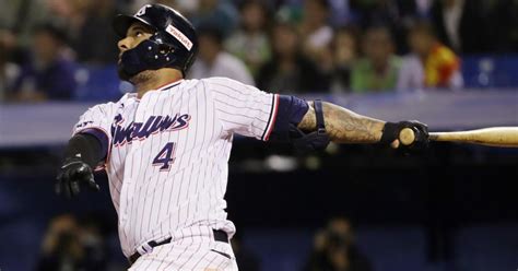 【動画】ヤクルト・バレンティンが日本語でスピーチ！「日本シリーズでお願いします」 スポーティングニュース