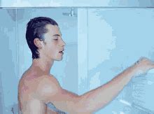Shower Hairy S Tenor