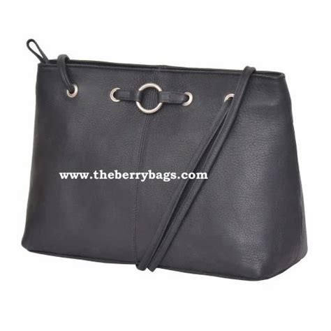 Plain Rectangle Leather Tote Bag At ₹ 1200piece In Kanpur Id 4817967588