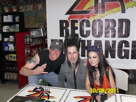 Pin By 𝑆𝑘𝑦𝑙𝑎 On Static X Wayne Tera In 2024 Static X Blu Ray Blu