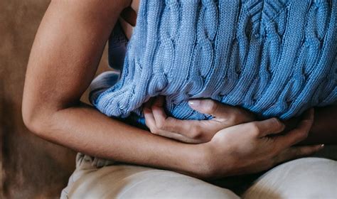 Bloating Urgent Ovarian Cancer Symptom Ignored In Lockdown Target