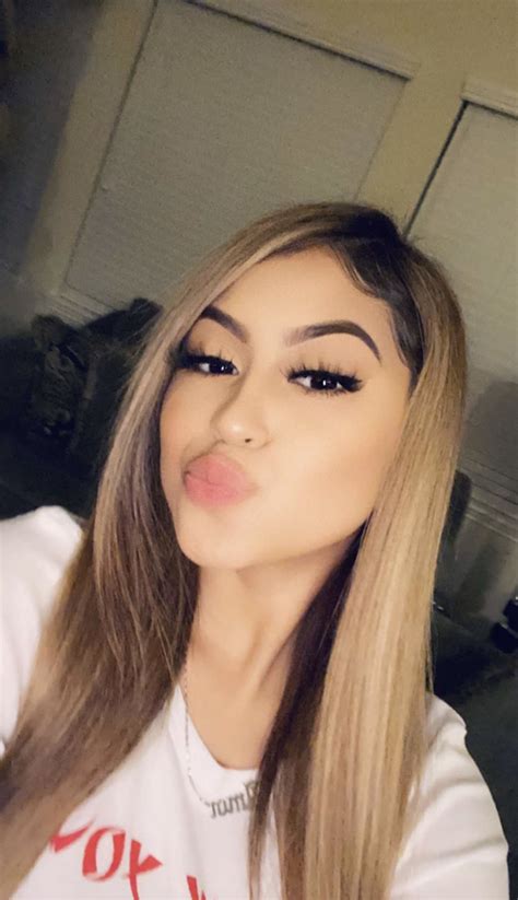 Mexican Girl Selfie Tumblr