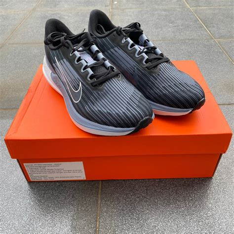 Nike Win Flo 9 Original Fesyen Pria Sepatu Sneakers Di Carousell