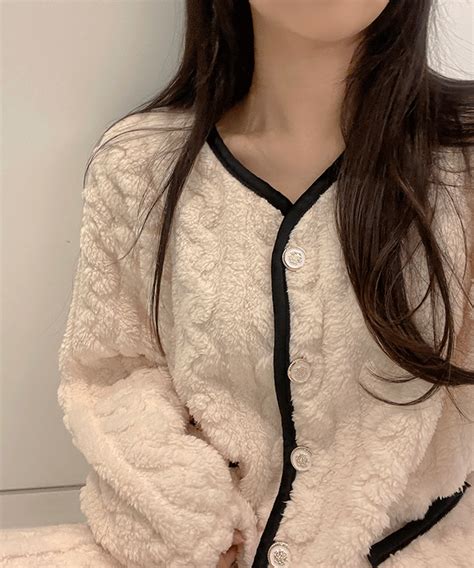 폭닥포근🤎 꽈배기 가디건 긴바지 극세사 파자마 수면 잠옷 세트 에이블리