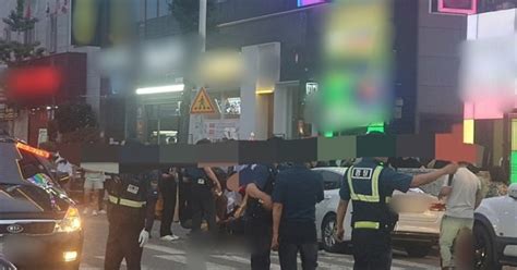 보도방 이권 다툼 광주 유흥가 칼부림으로 2명 사상