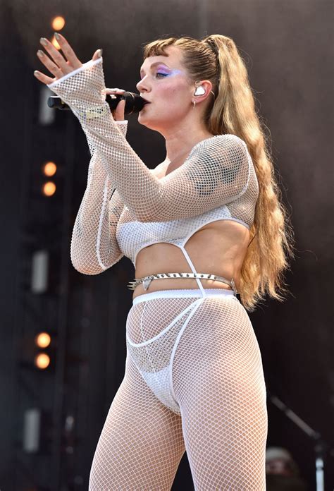 Tove Lo Performs At 2022 Bonnaroo Music And Arts Festival In Tennessee 06