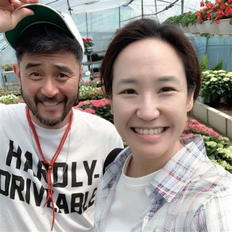 친모가 따로 있는데도 김지미를 어머니라고 부른다는 배우 셀럽스케치