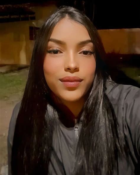 Rayssa Duque 🪬 Rayssaduquezs • Instagram Photos And Videos