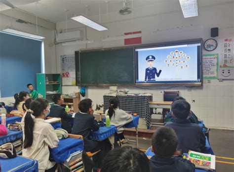 聆听国安教育课当守护国家安全小卫士石碶冯家小学开展国家安全日教育主题课