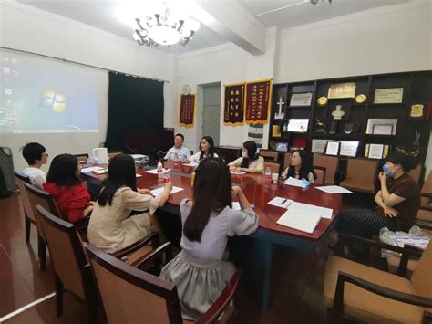 2021年春季培训学院外语部召开青少教师研讨会 北京语言大学继续教育学院