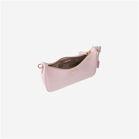 프라다 리에디션 2005 사피아노 레더 숄더백 알라바스터 Prada Kream