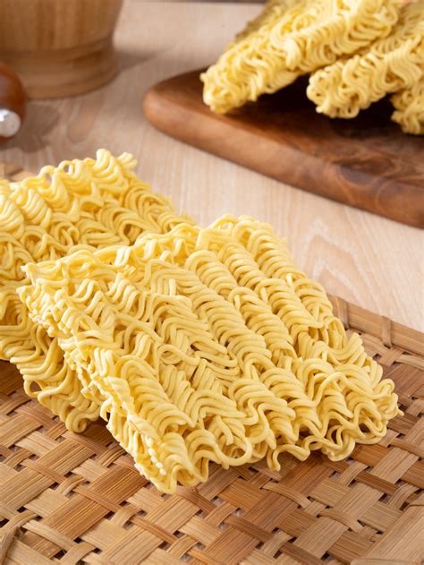 Mie Kering Vs Mie Segar Mengapa Mie Kering Lebih Unggul Pt Batang