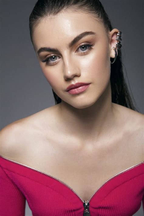 Stephanie Gil It Started As A Game Vanity Teen 虚荣青年 Lifestyle And New Faces Magazine