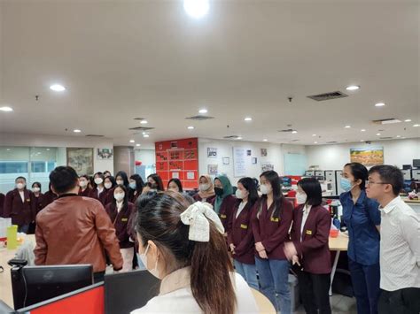 Mahasiswa Ib Itandb Lakukan Company Vist Ke Bca Diponegoro Medan Kampus