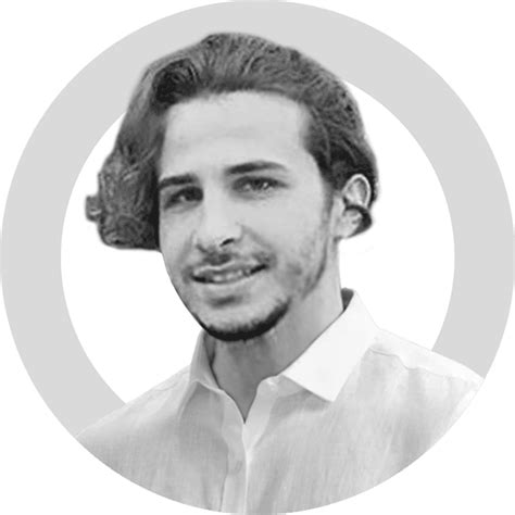 Dev Bey Bar Emre Ya N Portfolio Website