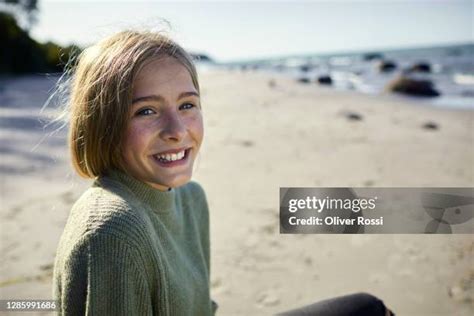 Tween Girls At The Beach Photos And Premium High Res Pictures Getty