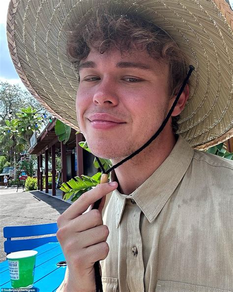 Youtube Prankster Fred Beyer Wears Trash Bag And Crashes Nyfw Catwalk Daily Mail Online