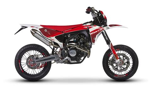 Motorrad Vergleich Fantic Xmf 125 Performance 2025 Vs Fantic Xmf 125