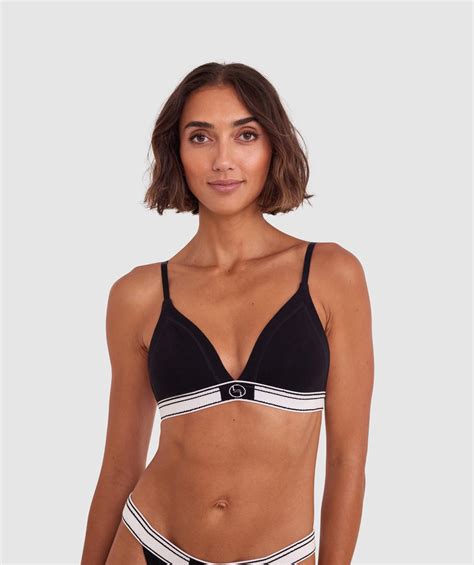 Bras N Things Time Out High Leg V String Black 01495501