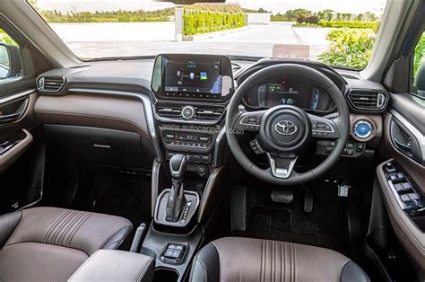 Toyota Hyryder Hybrid Review Drive Price Specifications Performance