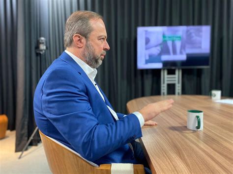 Alexandre Silveira Afirma Que Jamais Estaria Ao Lado De Bolsonaro O Tempo