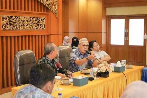 Pansus IV Tegaskan Tindak Lanjut Rekomendasi LKPj Harus Efektif DPRD Kalsel