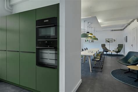 A Work Platform With Attitude For Scc Events Office Inspiration