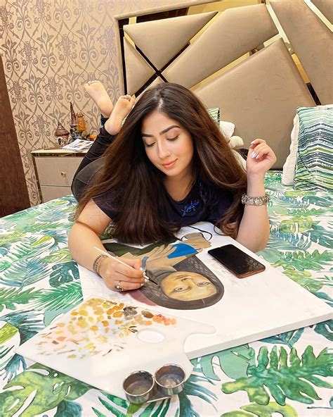 Zohra Umer Ali Qureshis Feet