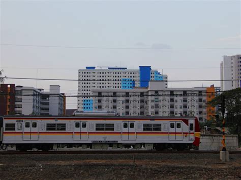 Apa Perbedaan Kereta Loop Line Dan Central Line Ini Penjelasannya