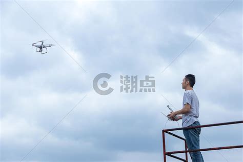 无人机飞行操控状态摄影图48893259图片素材免费下载 编号614652 潮点视频