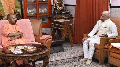 Cm Yogi Meet Himachal Pradesh Governor Shiv Pratap Shukla Amar Ujala