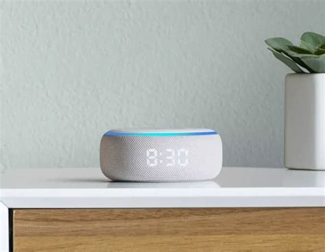 Amazon S 4th Generation Echo Dot Finally Has A Clock