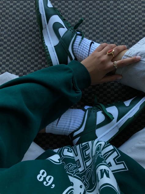 Nike Shoe Size Nike Shoes Nike Outfits Casual Outfits Green Outfit