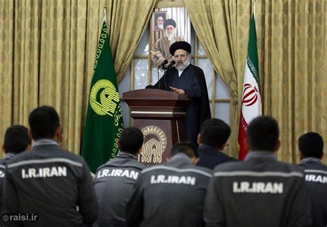 مشهد حجت‌الاسلام رئیسی ﻓﺘﻮت، غیرت و ایمان از ویژگی‌های ورزشکاران ایرانی است تسنیم