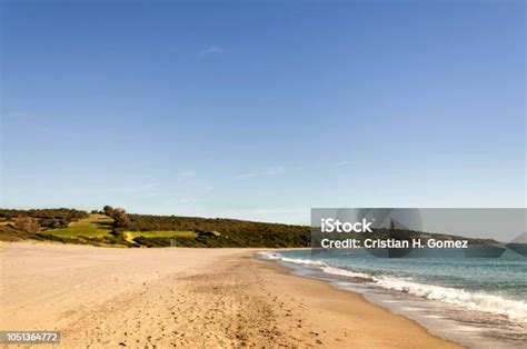 La Alcaidesa Pantai Telanjang Cadiz Spanyol Foto Stok Unduh Gambar