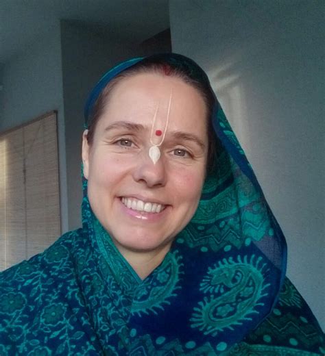 Ānanda Candrikā Devi Dāsī Krisna Völgy Elvonulások