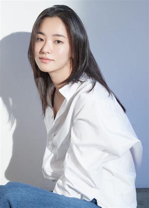 TEN 인터뷰 멜로가 체질 전여빈 다양한 선택을 할 수 있는 용기가 생겼죠 텐아시아
