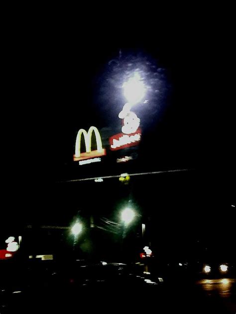 Mcdo Jollibee