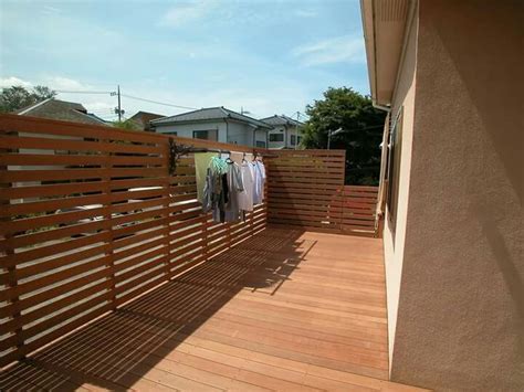 Outdoor Clothesline Ideas For Your Backyard Deck