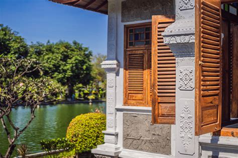 발리 섬 인도네시아의 워터 팰리스 타만 우중 여행 및 건축 배경 0명에 대한 스톡 사진 및 기타 이미지 0명 건물 외관 건축 Istock