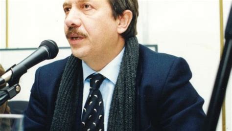 Napoli Addio Al Filosofo Ernesto Paolozzi La Repubblica