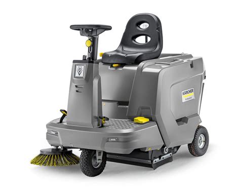 Купить подметальную машину Karcher (Керхер) в Санкт-Петербурге и Москве