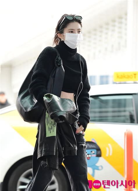 Han So Hee Perfect 11 Figure Abs Sexy No Matter What