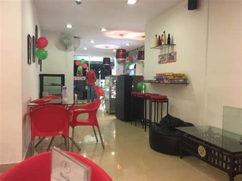 인도 생활 첸나이 생활 엘리엇 비치 근처 카페 아도니야 컵케익 시도해보기 인도 카페 인도 생활 첸나이 생활 첸나이 카페 첸나이 컵케익 아도니야 엘리엇