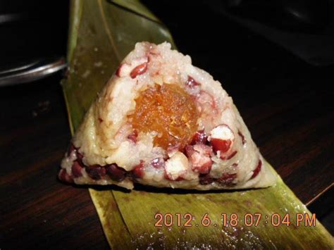 【红豆蜜枣三角粽的做法步骤图，怎么做好吃】莲玟心下厨房