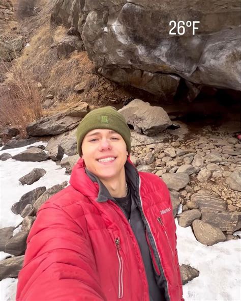 Pin By Rexxin Time On 💍😻case Walker Walker Case