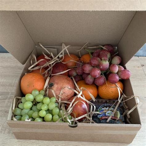Фрукты Продукты и напитки Москва Московская область Россия заказать с доставкой по цене 17