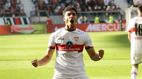 اهلي اونلاين مرموش ينافس نجم الدوري الألماني على جائزة لاعب الشهر