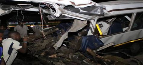 Égypte et Afrique Une collision entre un camion et un minibus fait 9